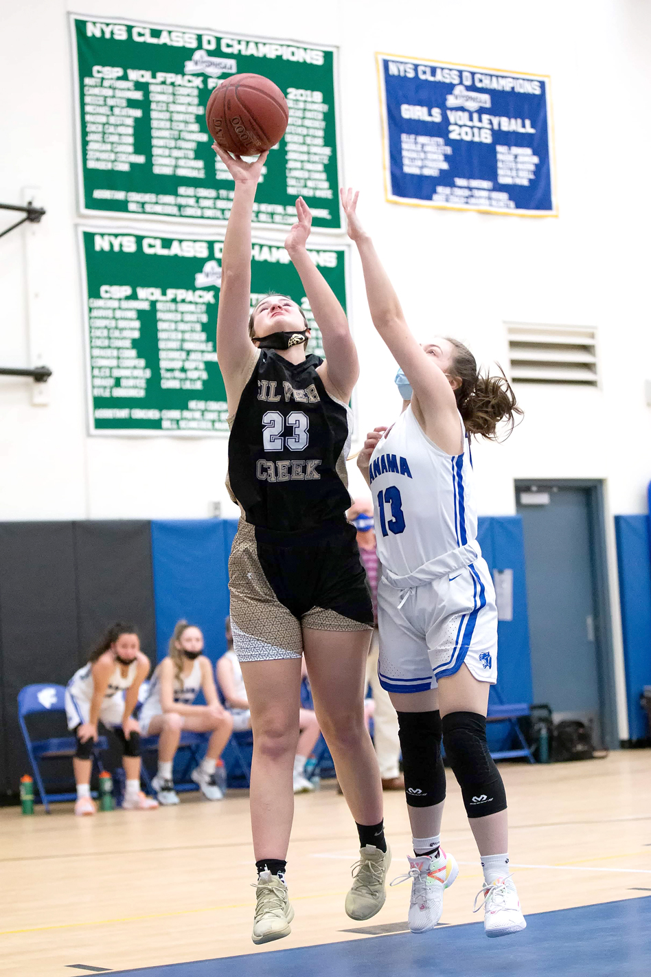 Record night | News, Sports, Jobs - Observer Today